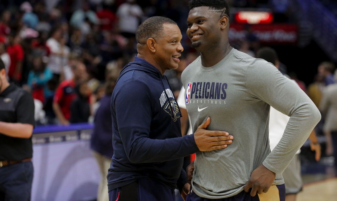 Coluna - Zion Williamson e a geração 2000 atrás da coroa de rei da NBA ...