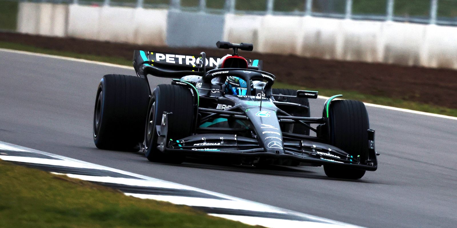 Mercedes está de volta ao carro preto e quer retomar títulos na F1 ...