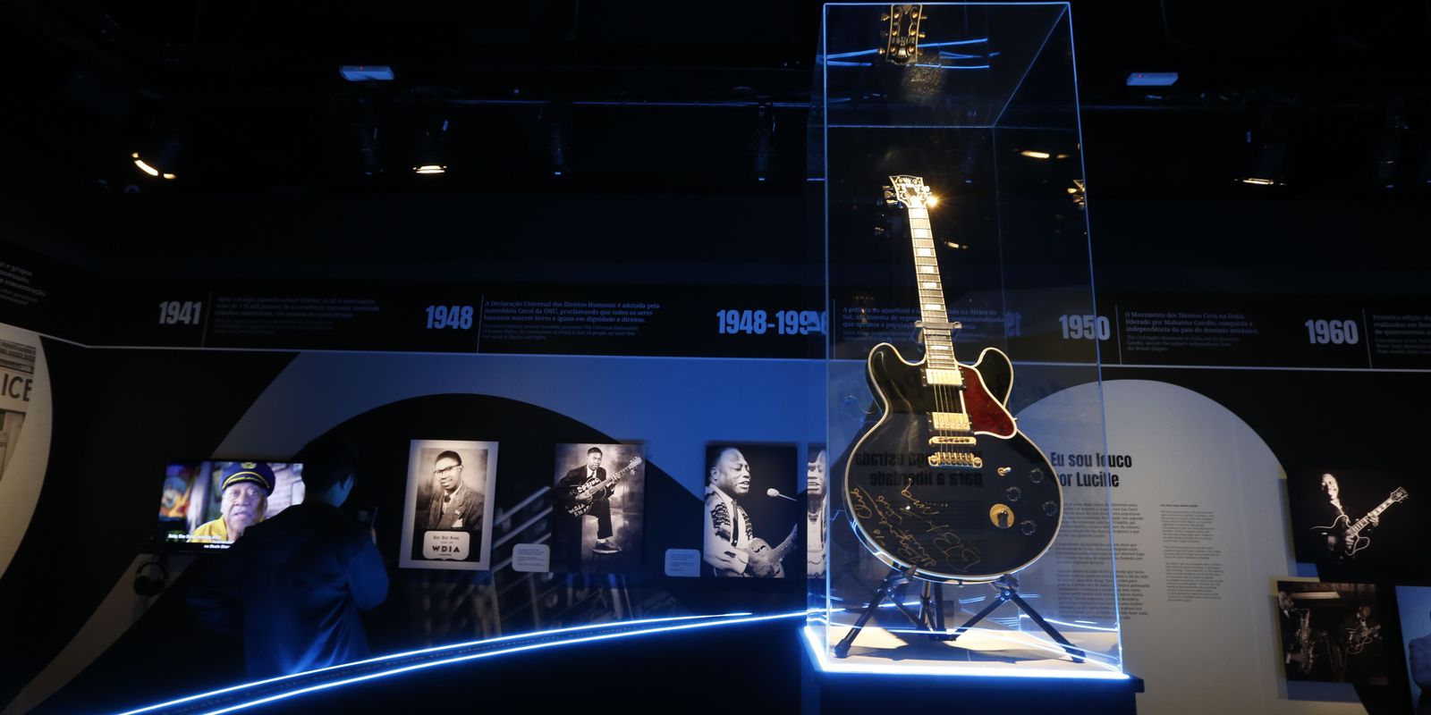 Exposição inédita tem momentos raros da vida e obra de B.B King ...