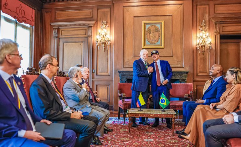 Lula com o Presidente da República da Colômbia, Gustavo Petro | Agência ...