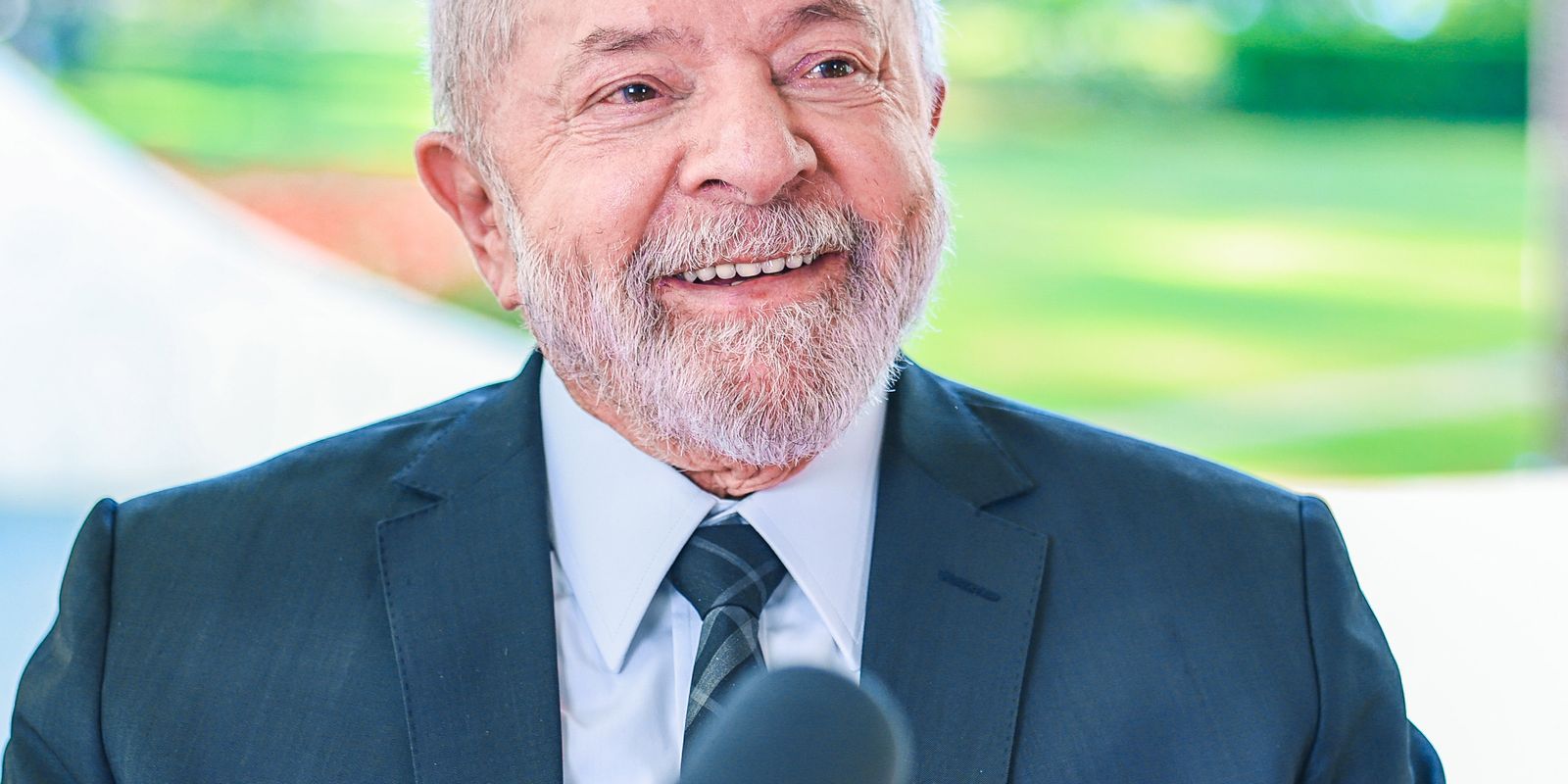 Lula concede entrevista para rádios | Agência Brasil