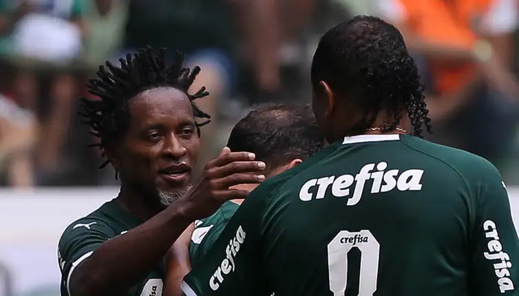 Zé Roberto repassa a carreira em entrevista exclusiva à Rádio Nacional ...