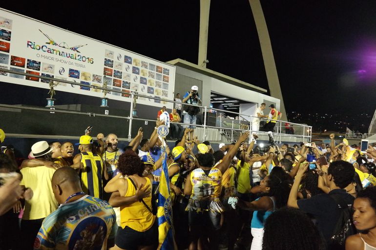 Escola de Samba Paraíso do Tuiuti comemora título do Grupo A | Agência ...