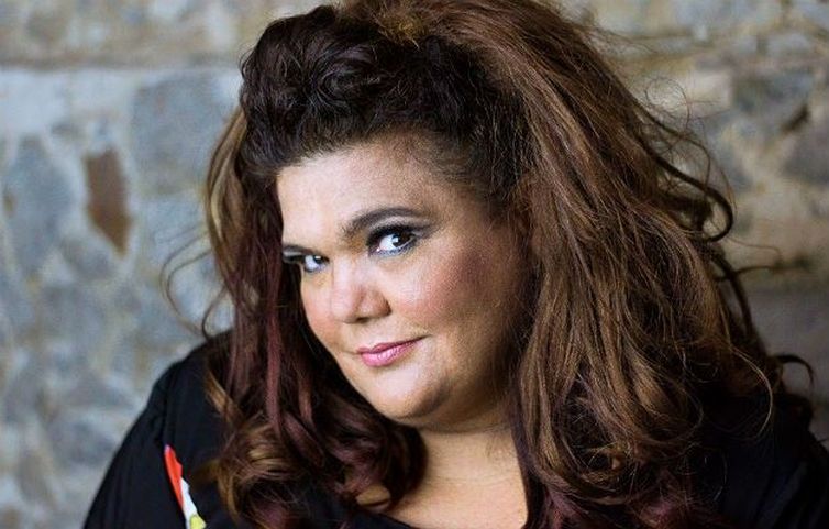 Simone Mazzer lança disco com suingue francês | EBC Rádios