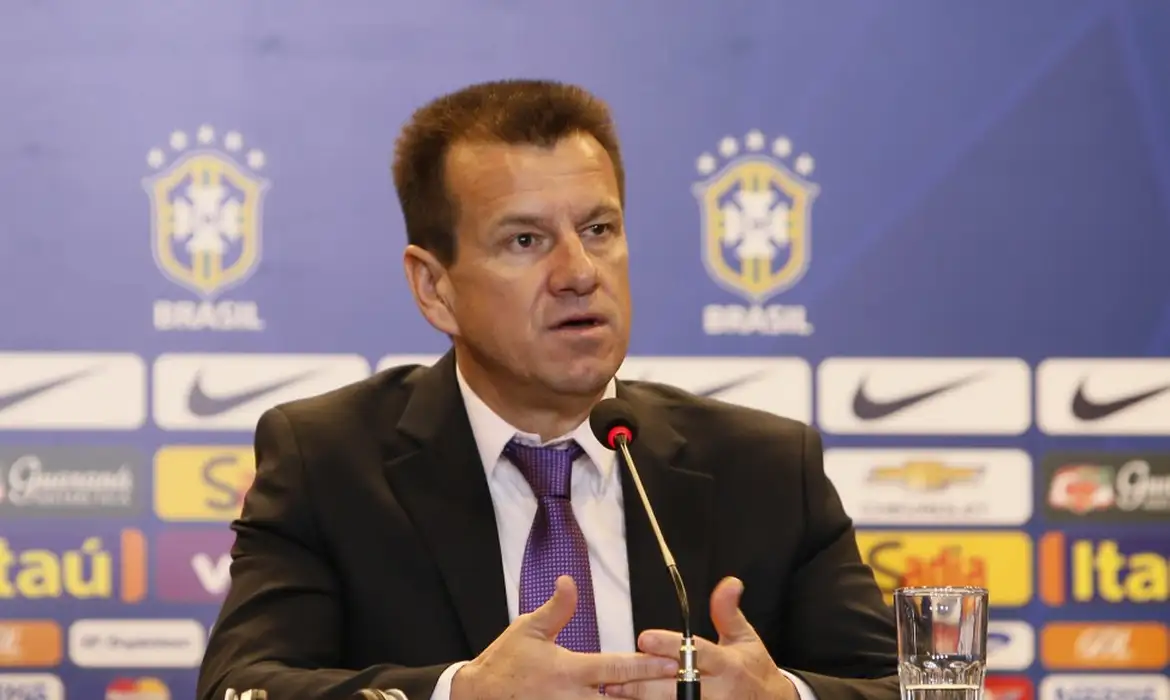 Dunga ya no es más entrenador de la selección de fútbol de Brasil ...