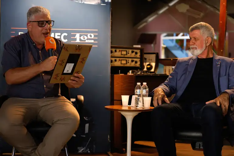 Radialista Wagner Gomes recebe moção da Alerj | Agência Brasil