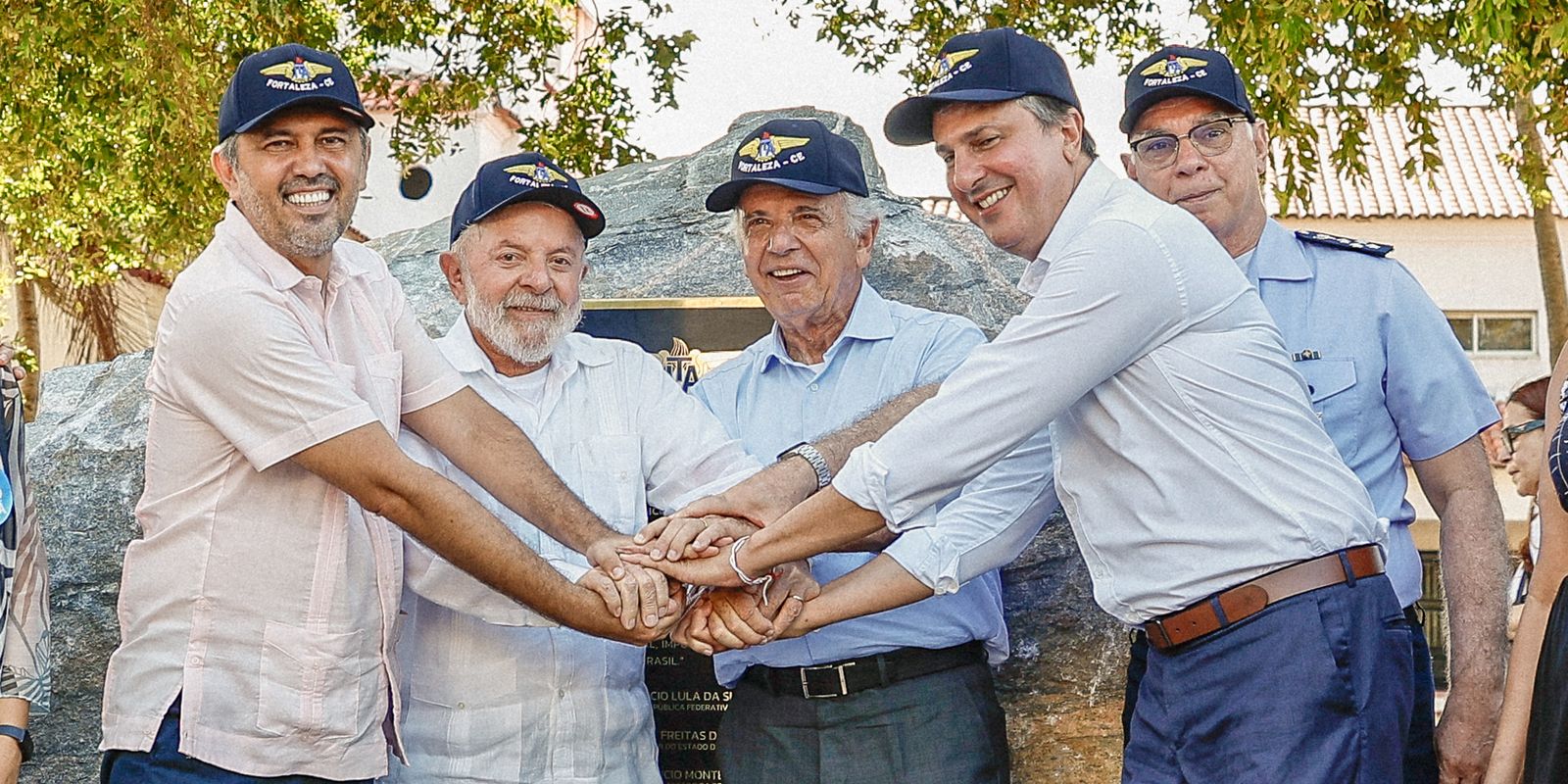 Assinatura do Decreto que cria o Campus Avançado do Instituto ...