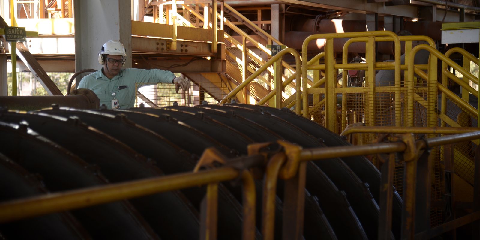 Operação da planta de filtragem de rejeitos do Complexo Vargem Grande ...