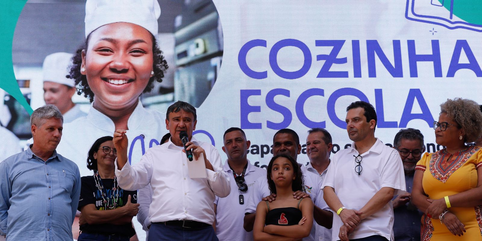 Inauguração do projeto Cozinha Escola na comunidade de Heliópolis ...