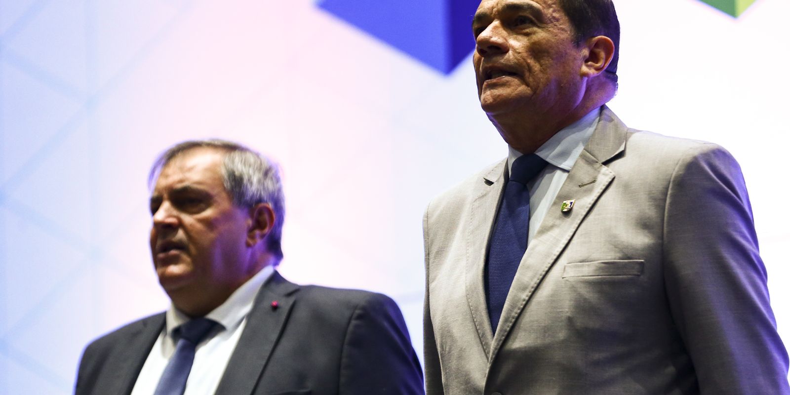 O ministro de Ciência, Tecnologia e Inovações, Paulo Alvim, e o ...