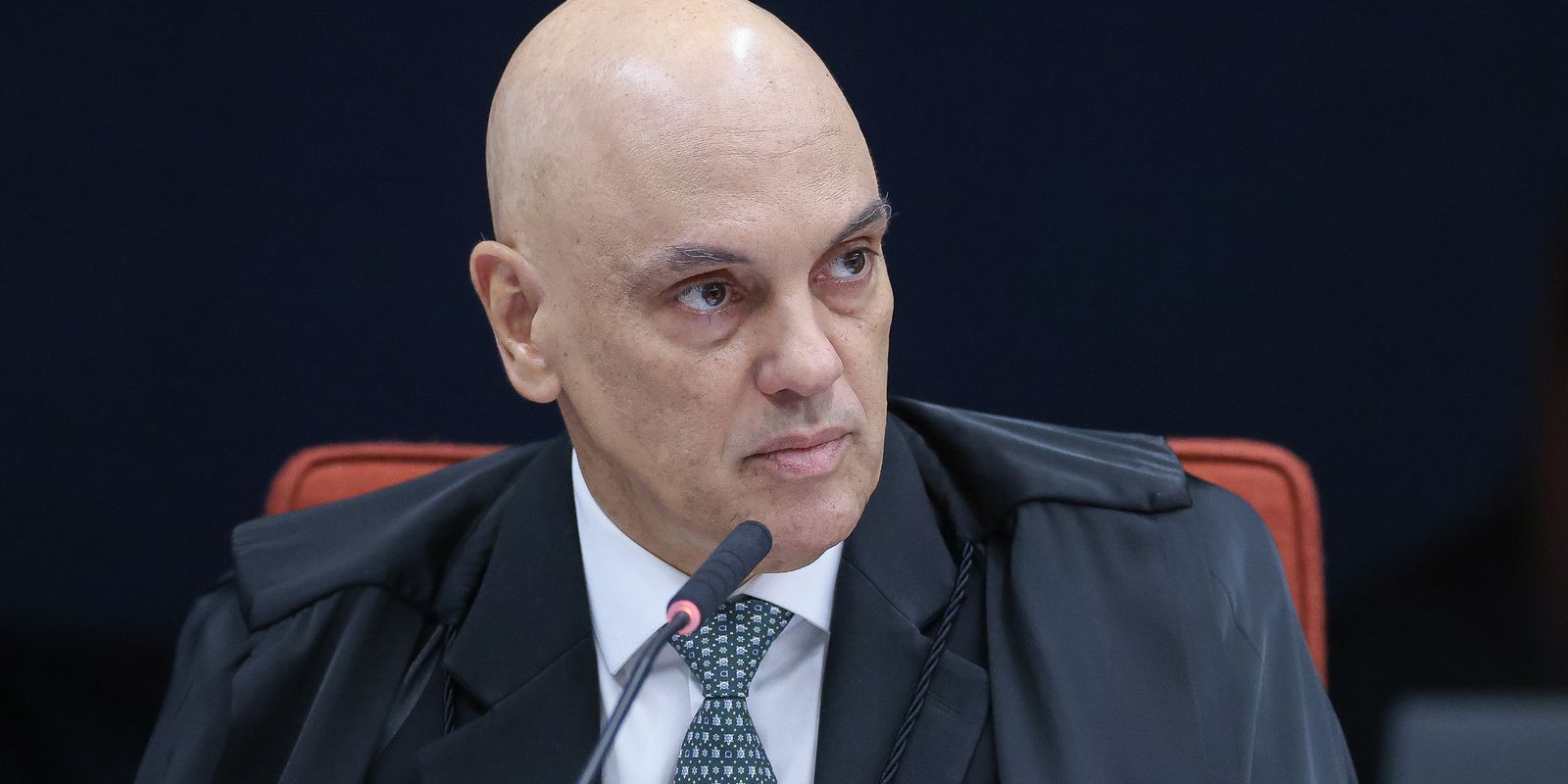 Justice Moraes pledges impartiality in top court trial of Bolsonaro ...