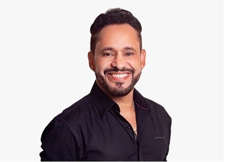 Dão Lopes: conheça mais sobre o forrozeiro da "voz inconfundível" | EBC ...