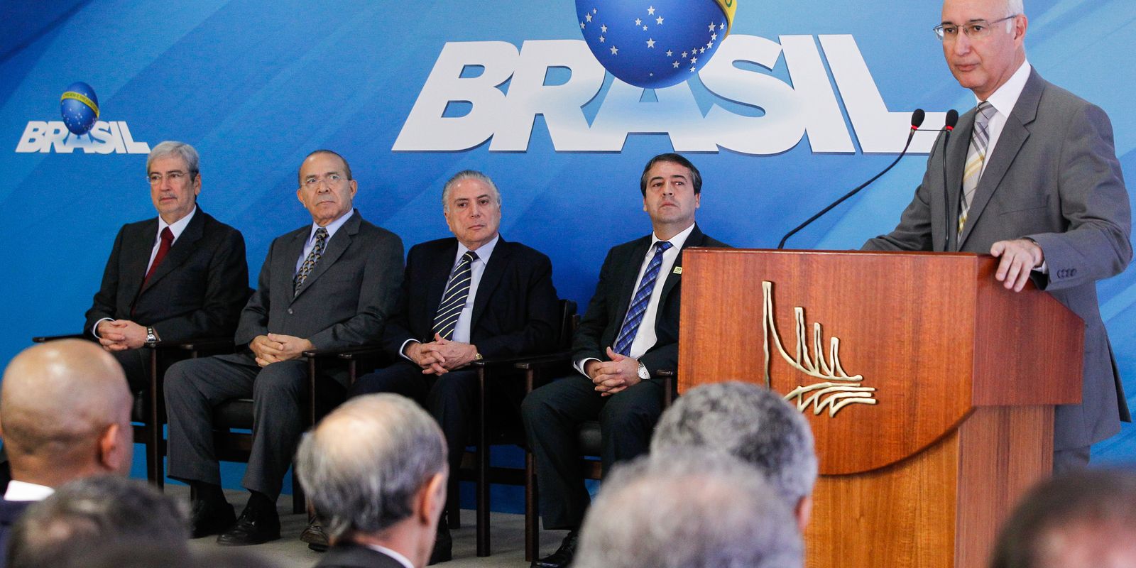 Temer lança a plataforma digital do Programa Emprega Brasil | Agência ...