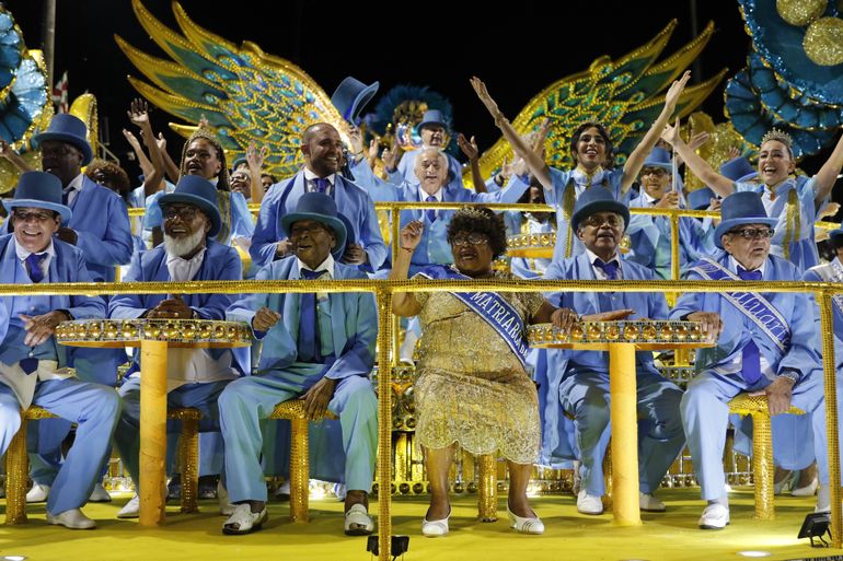 Escola de samba Portela desfila seu centenário | Agência Brasil