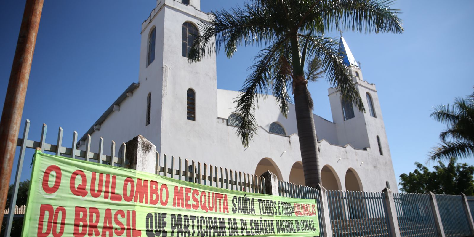 Quilombo a 50 km de Brasília luta para manter território e identidade ...