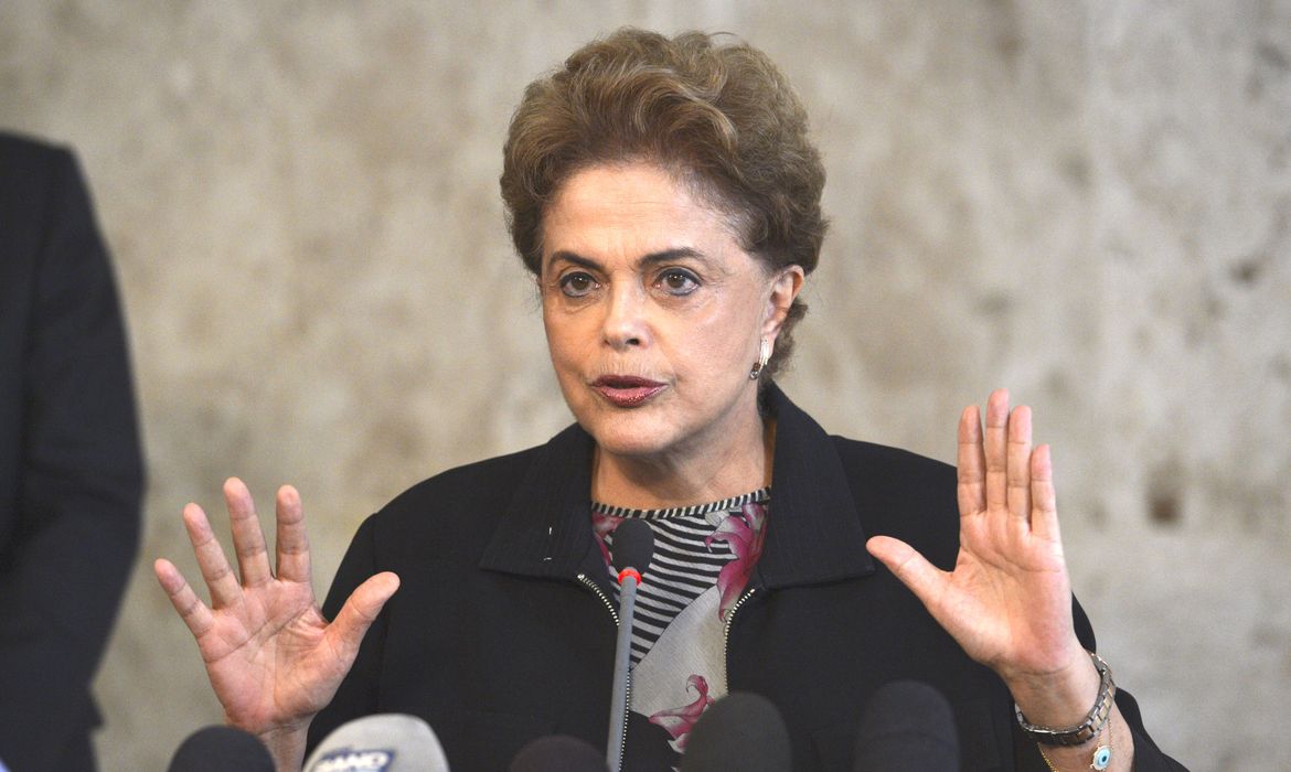 Rousseff: Lula's arrest warrant not legally founded | Agência Brasil
