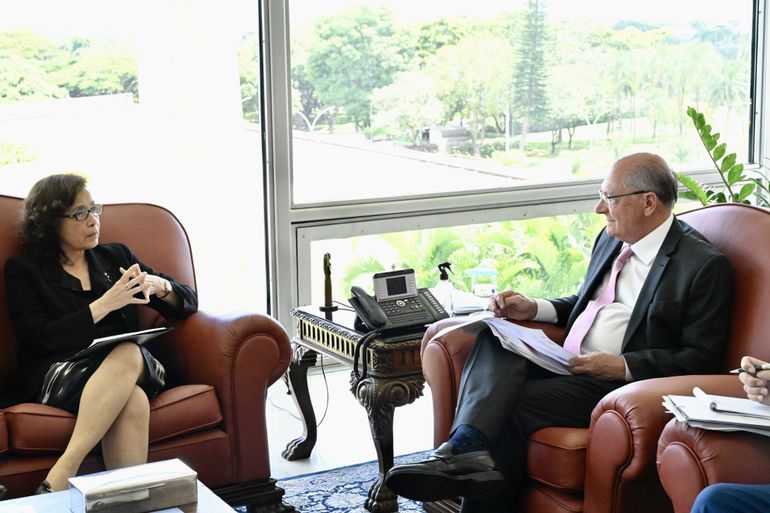 Alckmin durante reunião com Embaixadora Maria Laura da Rocha | Agência ...