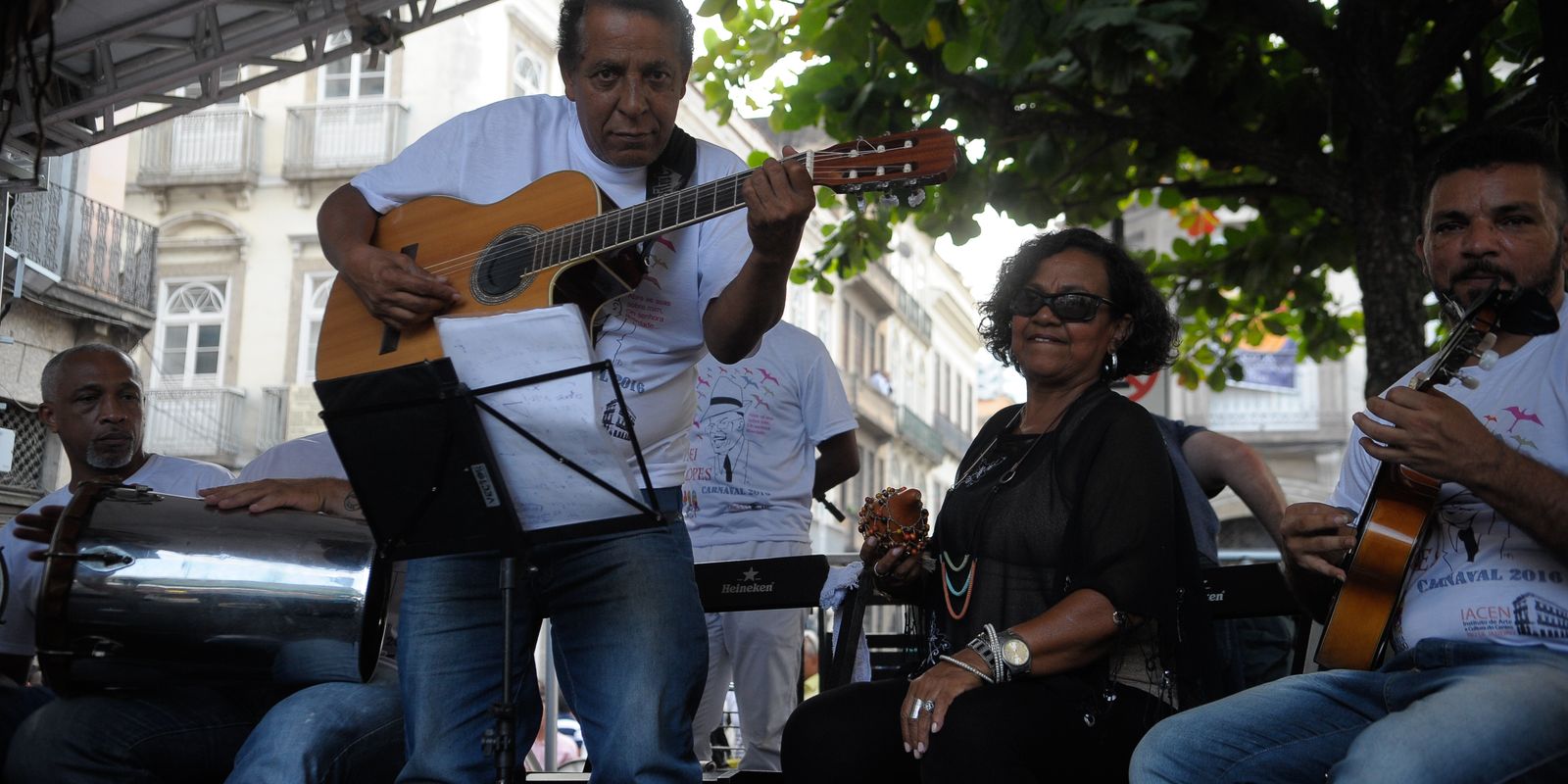 Concentração da Banda da Rua do Mercado no Carnaval Rio 2016 | Agência ...
