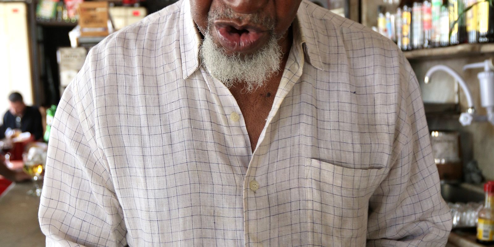 Retrato de Rubem Confete para a série de entrevistas "Patrimônios do Carnaval" | Agência Brasil