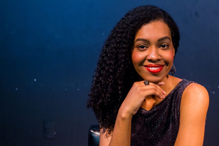 Sala de Concerto recebe a soprano Michelle Flores | EBC Rádios