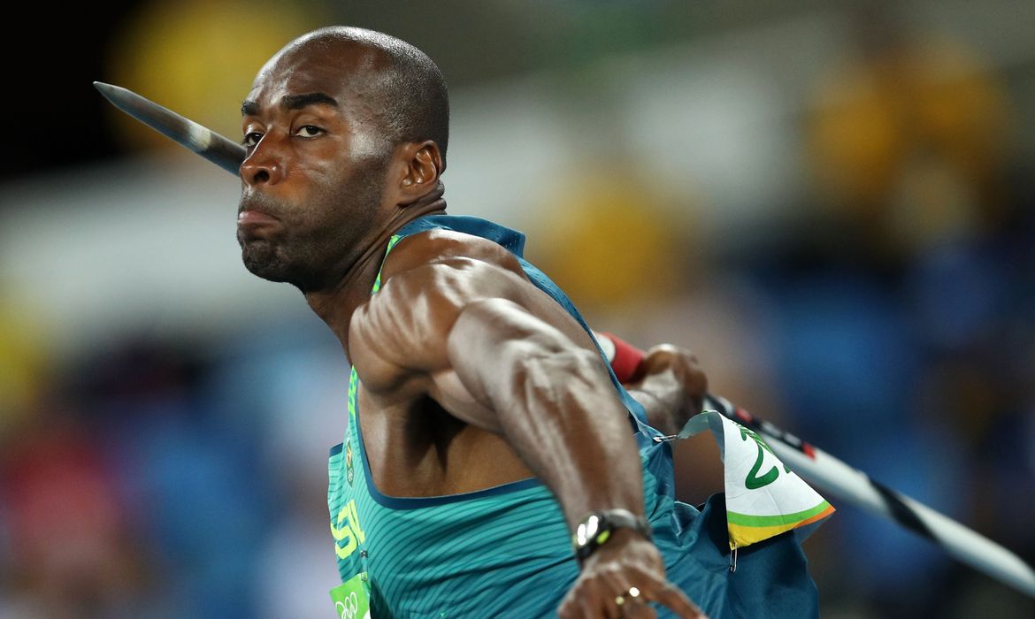 Luiz Alberto de Araújo leva o Brasil à décima posição no decatlo ...