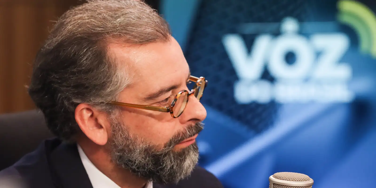 Embaixador do Ministério das Relações Exteriores, Maurício Carvalho ...