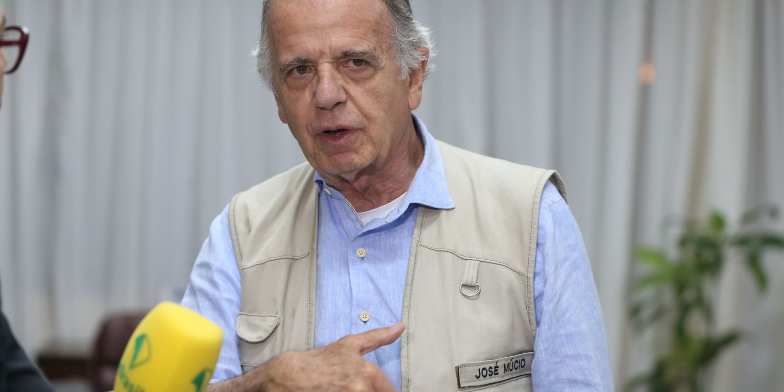 Ministros retornam a Brasília após visita a Território Yanoma | Agência ...