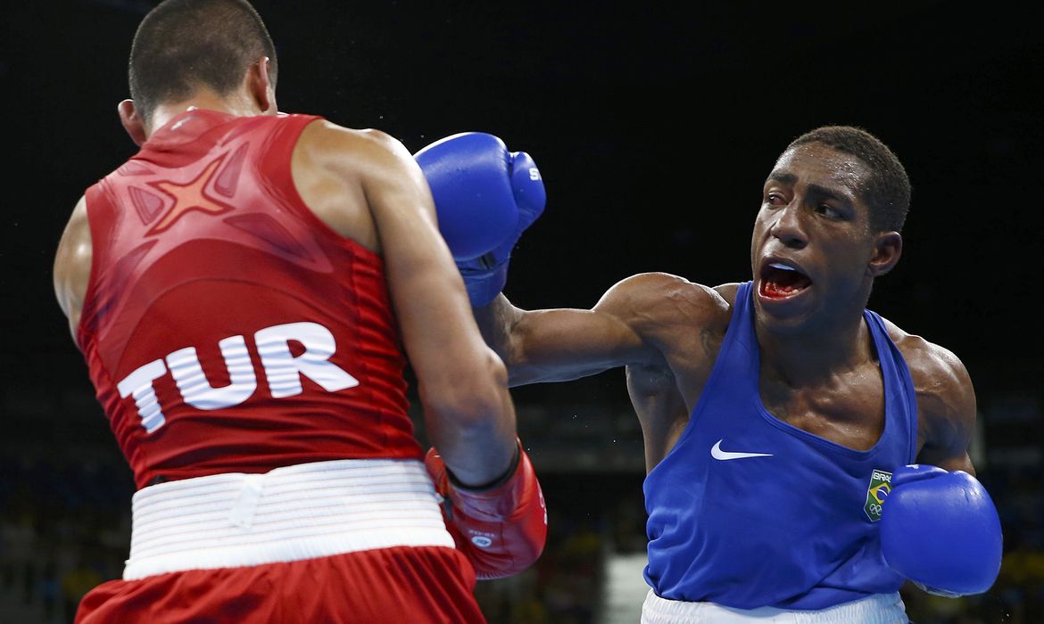 Joedison Teixeira perde no boxe e está fora da Rio 2016 | Agência Brasil