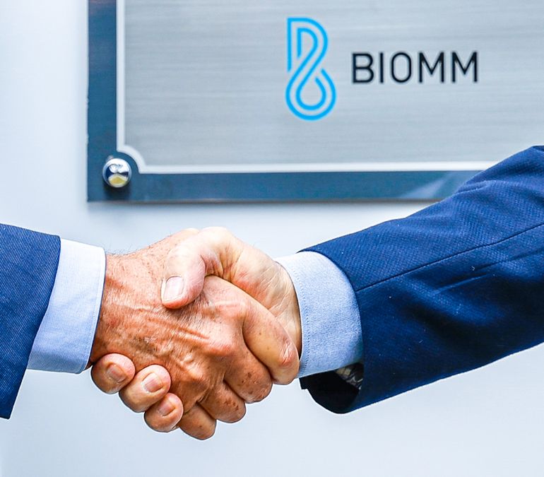 Visita à planta de produção de insulina da Biomm | Agência Brasil