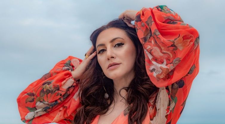 Cantora LILIAN apresenta novo show no Rio | EBC Rádios