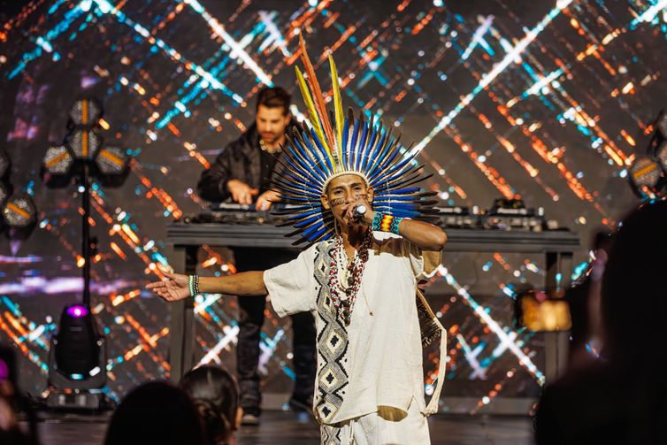 Conheça o rapper indígena Owerá | EBC Rádios