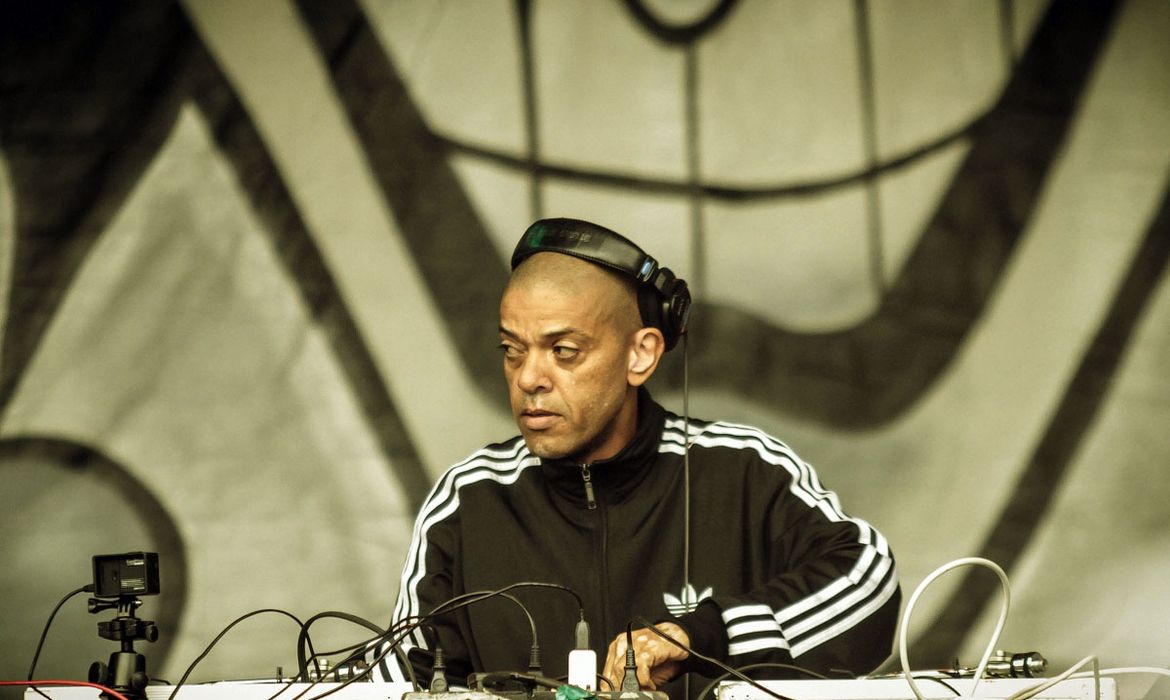 Festival Sample comemora 50 anos do hip hop e carreira do DJ KL Jay | Agência Brasil