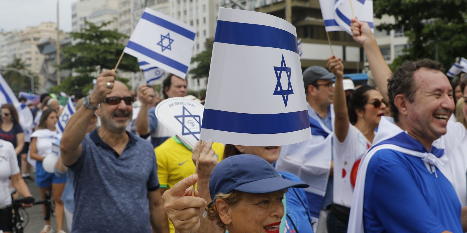 Judeus fazem caminhada em apoio a Israel, em Copacabana | Agência Brasil