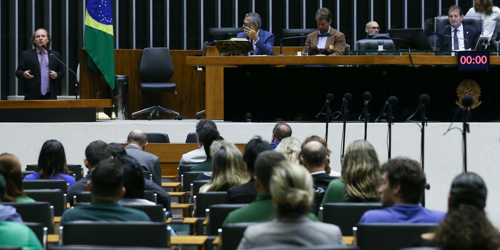 Sessão solene para comemorar os 35 anos do Ibama. | Agência Brasil