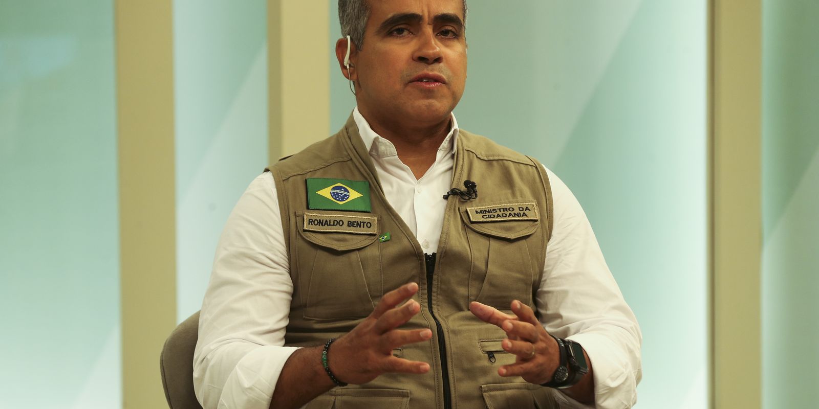 Ministro da Cidadania, Ronaldo Bento, participa do programa Repórter ...