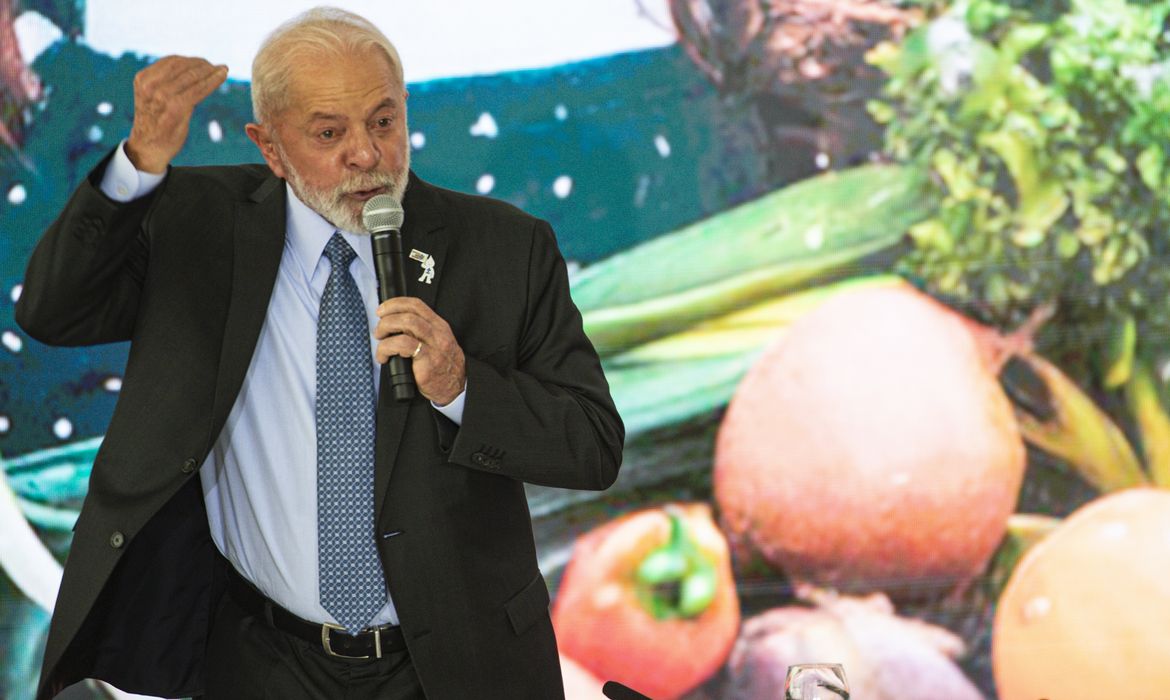 Lula regulates initiatives to expand access to food | Agência Brasil