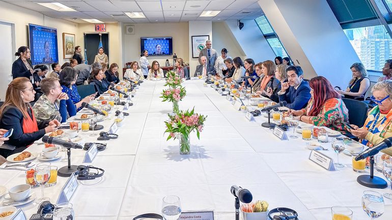 Janja Lula da Silva com ministras da América latina e Caribe | Agência ... Janja Lula da Silva com ministras da América latina e Caribe | Agência ...