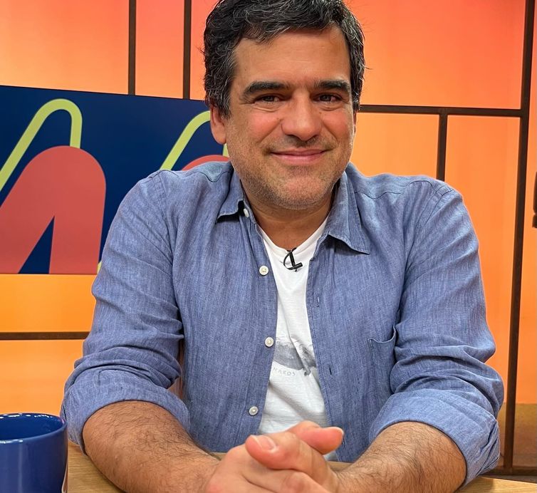 Pedro Miranda comemora 25 anos de carreira com novo álbum | EBC Rádios