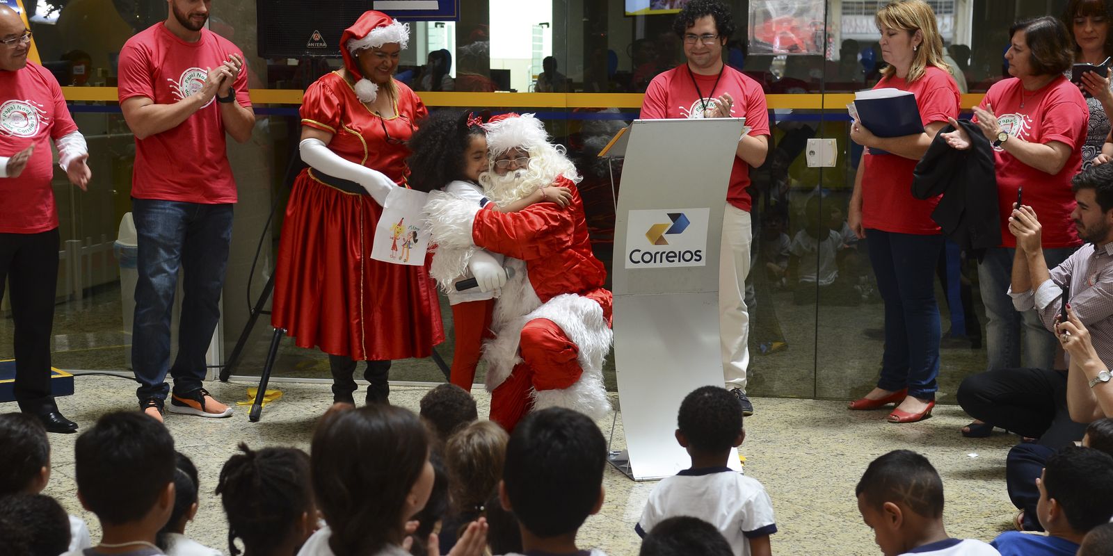 Lançamento da Campanha Nacional Papai Noel dos Correios 2016 | Agência ...