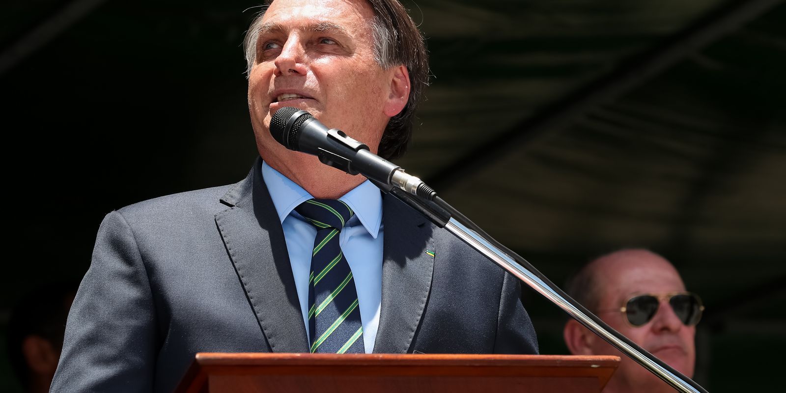 Entrega das espadas aos novos aspirantes na Aman | Agência Brasil