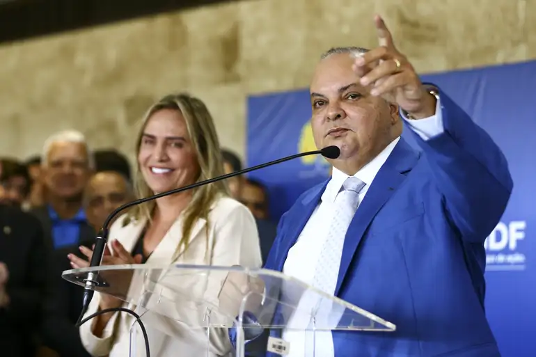 Governador do DF fala sobre seu retorno ao cargo | Agência Brasil