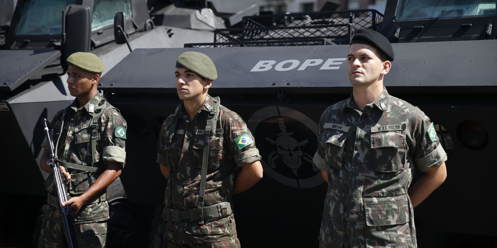 Exército entrega blindados à SSP-RJ | Agência Brasil