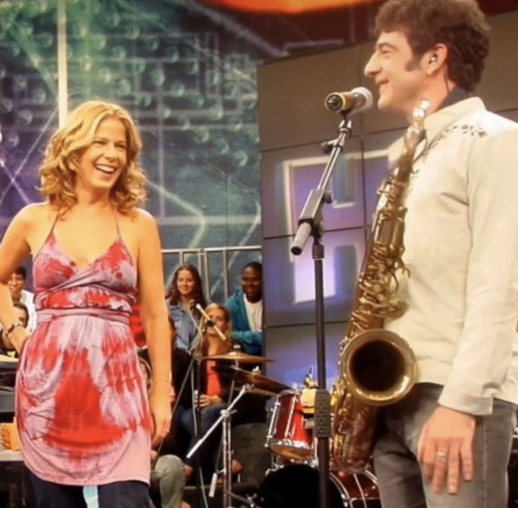 George Israel comenta parcerias com Paula Toller | EBC Rádios