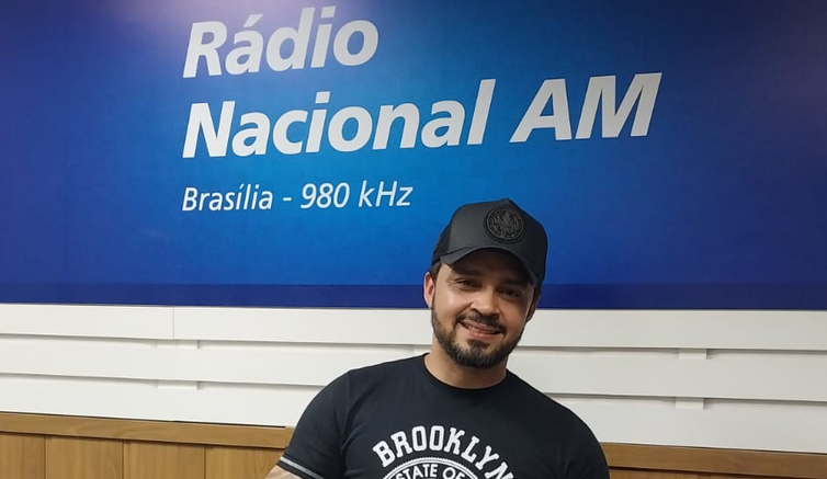 Tarde Nacional recebe o cantor sertanejo Samuel Sousa | EBC Rádios