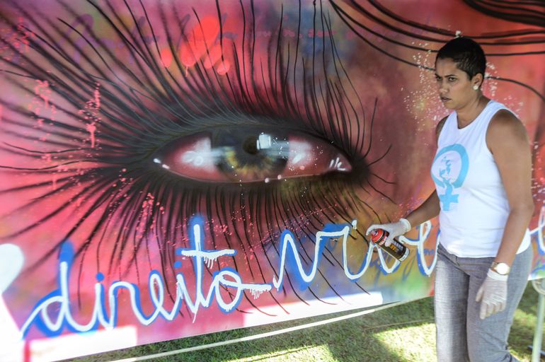 Obra em comemoração aos nove anos da Lei Maria da Penha | Agência Brasil