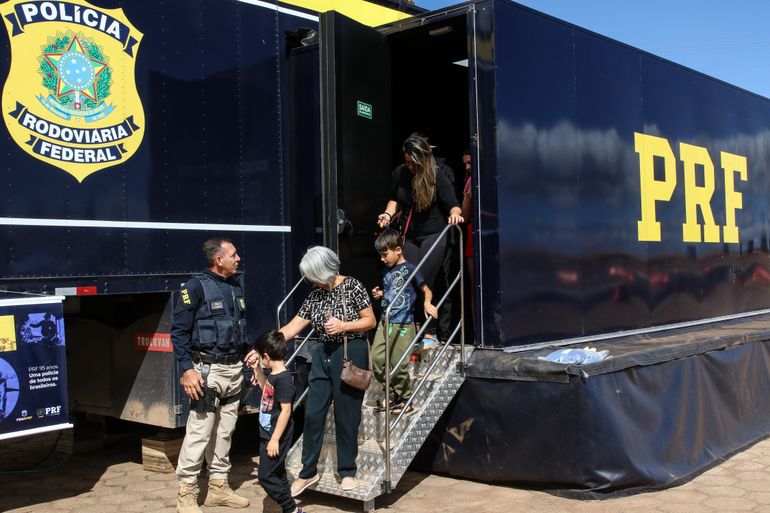 PRF comemora 95 anos | Agência Brasil