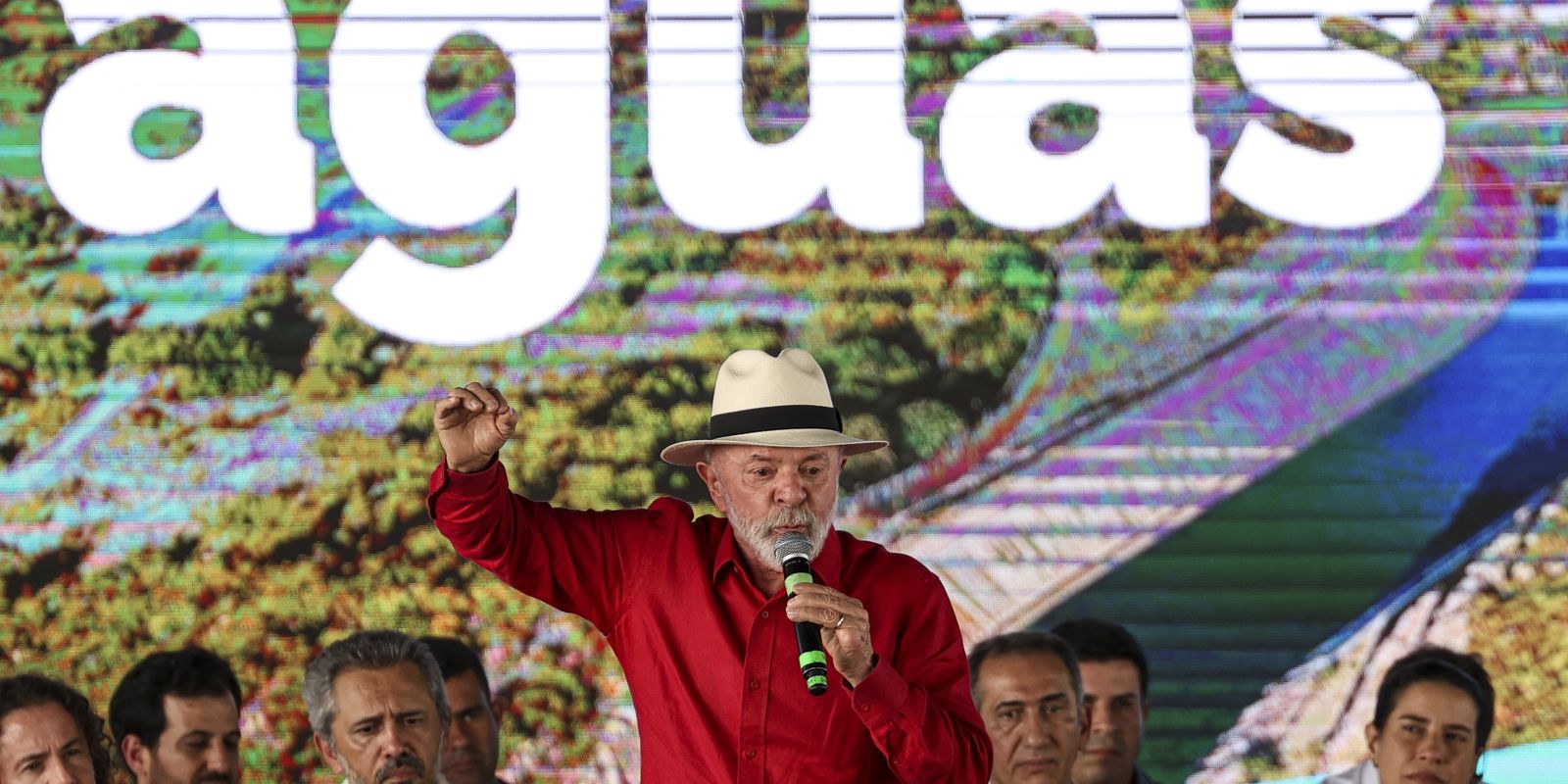 Lula volta a criticar preço do gás de cozinha | Radioagência Nacional