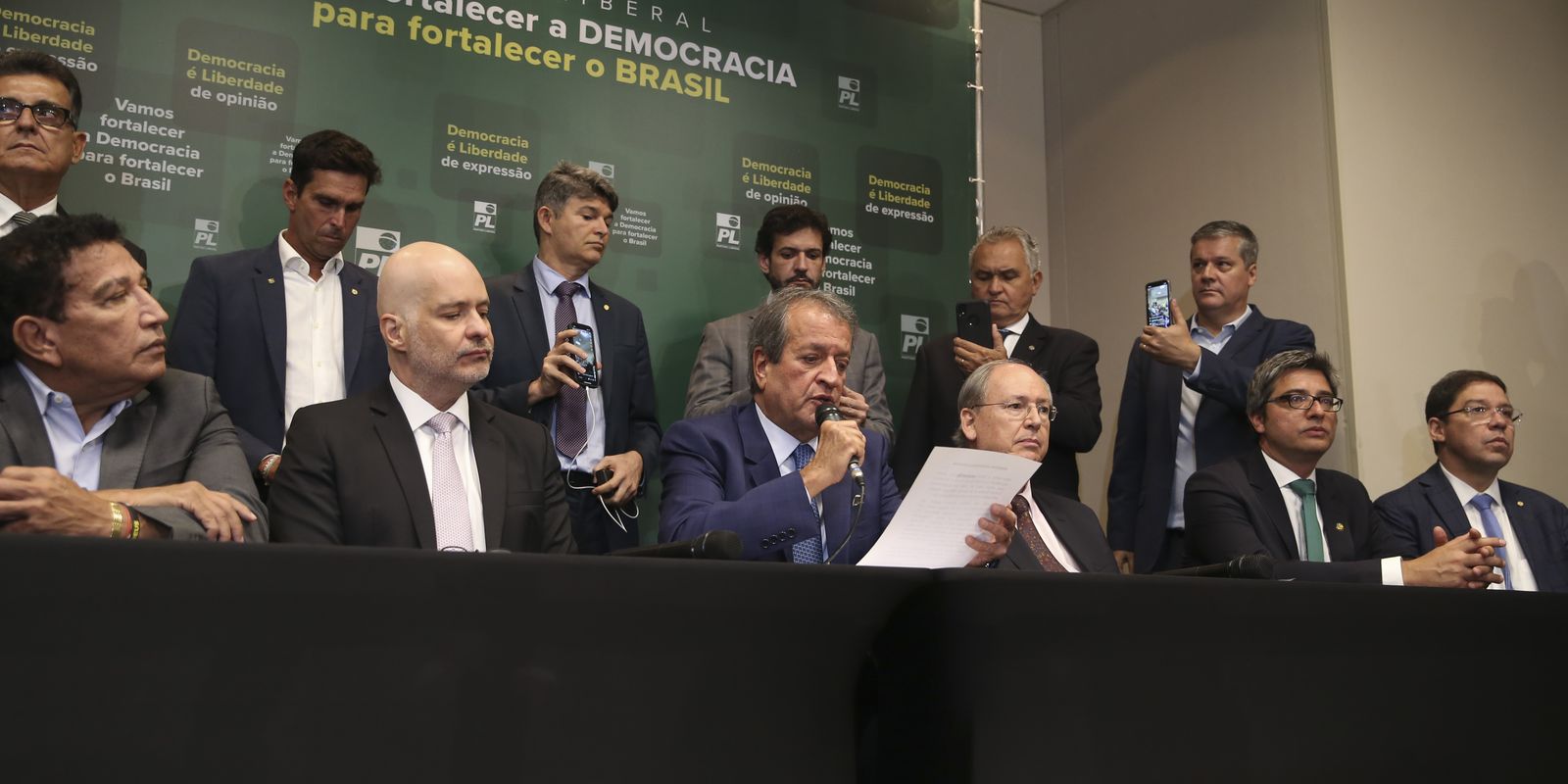 O presidente nacional do Partido Liberal (PL), Valdemar Costa Neto ...
