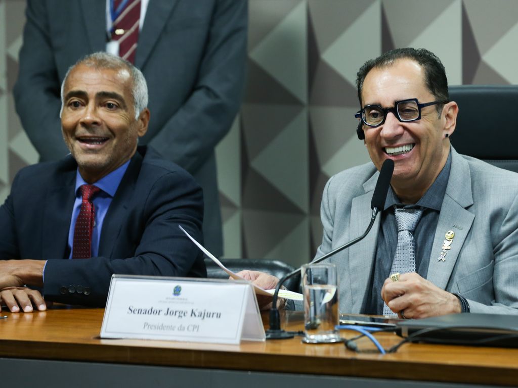 CPI das Apostas Esportivas do Senado. Relator Romario e presiden ... CPI das Apostas Esportivas do Senado. Relator Romario e presiden ...