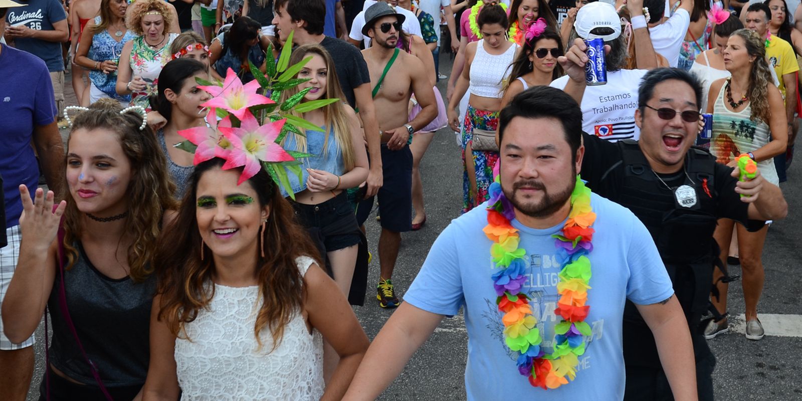 São Paulo: blocos de rua animam segunda de carnaval; veja horários e ...